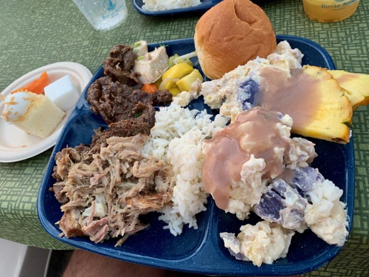 5 Day Big Island Itinerary: Day 5 - Kona & Luau - Married with Wanderlust